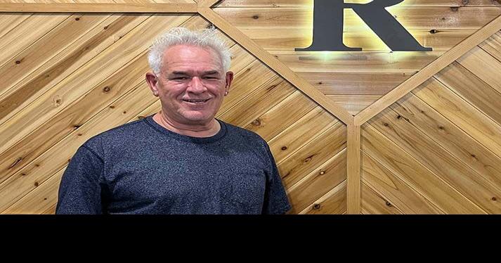 UNSUNG HERO: Randall Hauk dishes out philanthropy for his customers ...