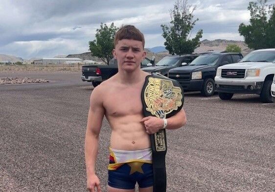 Mingus Wrestling Club's Angel Casillas wins championship at 'Heroes ...