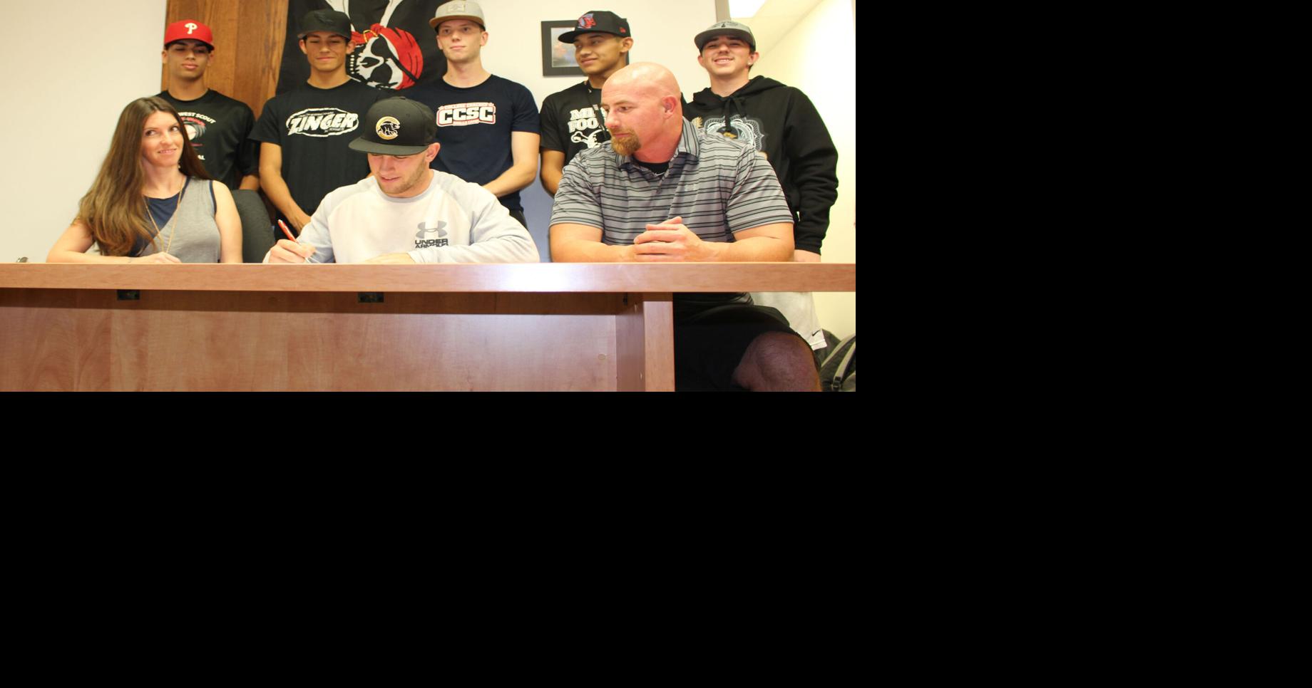 Mingus star athlete Tyler Kelly signs with college | Sports | verdenews.com