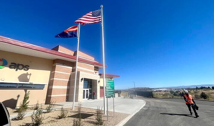 APS dedicates new service building | News | verdenews.com