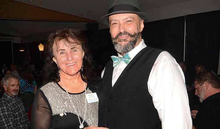 Chamber names Volunteer of the Year | News | verdenews.com