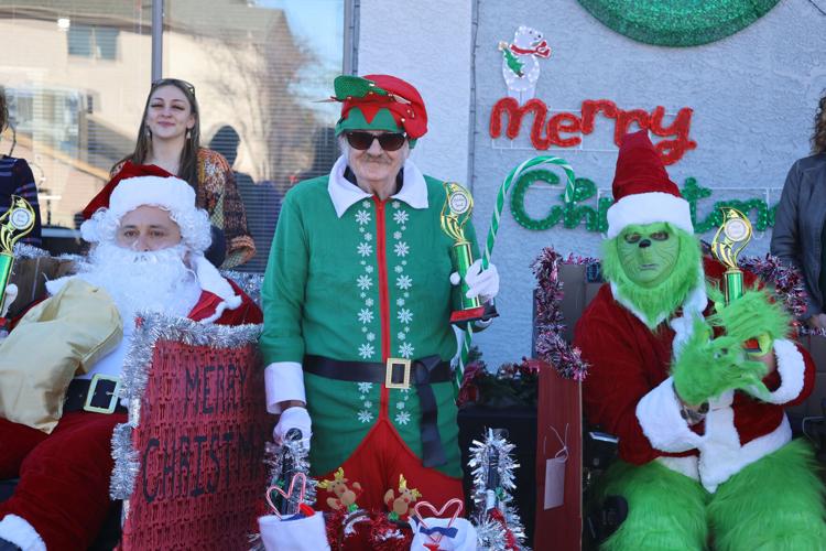 Wheelchair and Walker holiday parade sparks joy | Features | verdenews.com