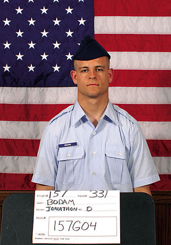 Airman Jonathon Bodam | Celebrate | verdenews.com