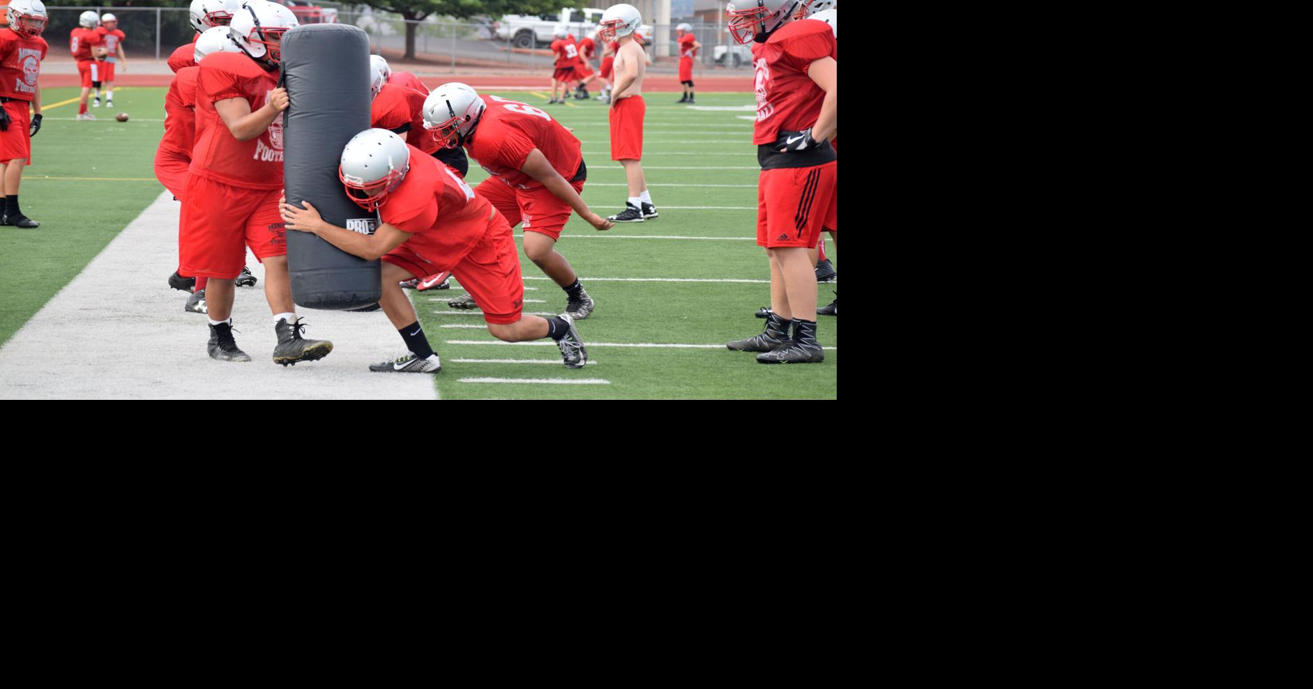 Mingus Union athlete of the week: Hayden terrorizes quarterback in ...