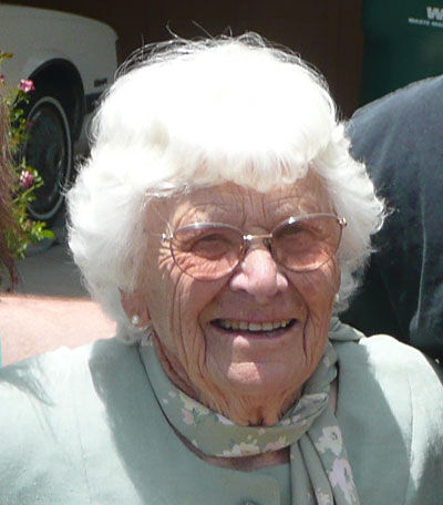 Obituary: Helena 'June' Mullens 1918-2016 | Obituaries | verdenews.com