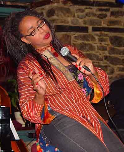 World-renowned jazz vocalist Jeri Brown returns to Sedona at Reds ...