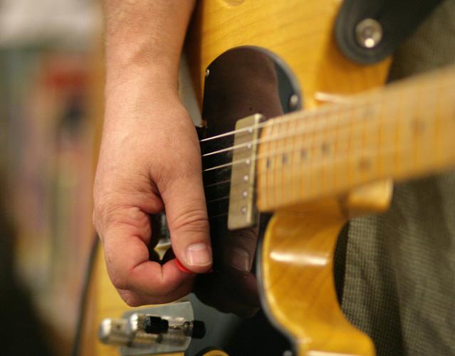 Recycled Music at Beaver Creek Library | Photo Galleries | verdenews.com