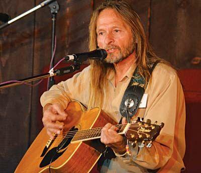 Singer-songwriter Dan Hester performs this week's Living Room Concert ...