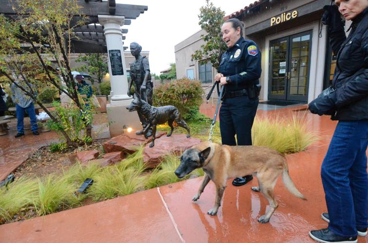 Sedona Police unveil bronze K-9 memorial statue | News | verdenews.com