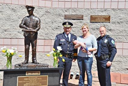 Gallery: Hero Statue Dedication | Photo Galleries | verdenews.com