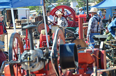Arizona Flywheelers show features antique displays, tractor pulls, swap ...
