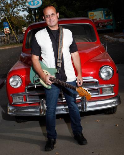 Rick Busbea kicks off week of music at Vino Di Sedona | Kudos ...