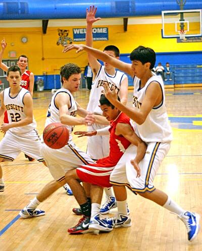 BOYS BASKETBALL: Prescott Badgers jump out front early, extend lead to ...