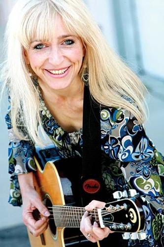 Shondra featured in CPL's Living Room Series | Music | verdenews.com