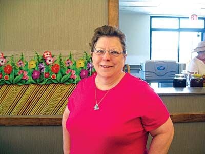 Gail Bell named Cottonwood Library Volunteer of the Year | News ...