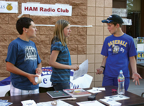 CVMS Open House | Photo Galleries | verdenews.com