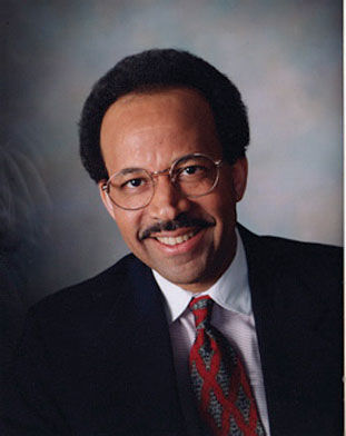 Calvin Taylor to perform in Cottonwood | Features | verdenews.com