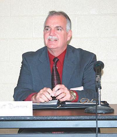 Dunsmore remains on admin leave at Mingus | News | verdenews.com