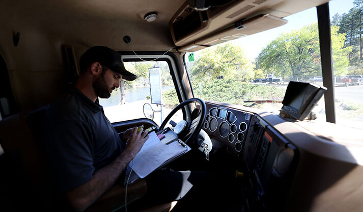IN PHOTOS: Arizona Game & Fish restocks lakes from Page Springs ...
