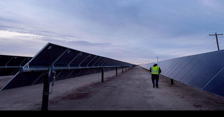 SRP solar plant northwest of Flagstaff expected to offset 1 billion ...