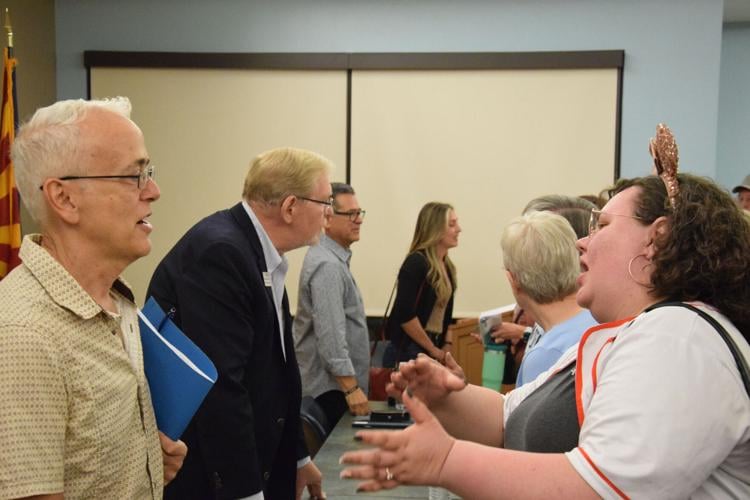 Mingus Union School Board candidates seek last-minute votes at forum ...