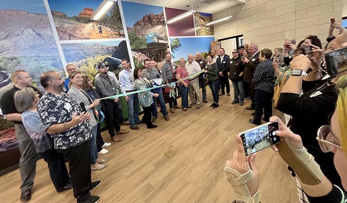 APS dedicates new service building | News | verdenews.com