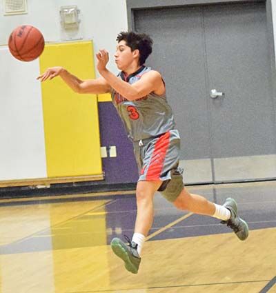 Mingus takes down Payson | Sports | verdenews.com