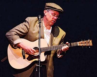 Dan Engler takes stage in Living Room Music Series at CPL Sedona ...