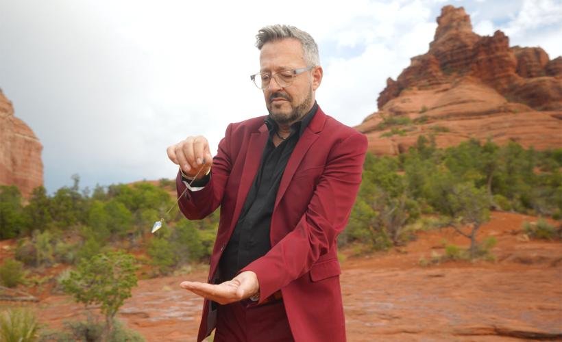 Psychological illusionist & Master Mentalist Brett Barry presents ‘Red ...