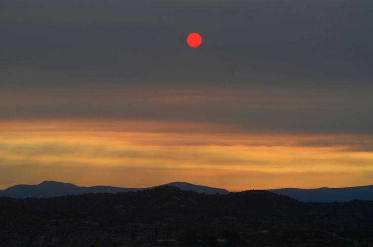 Red sun rises on Wednesday | Features | verdenews.com