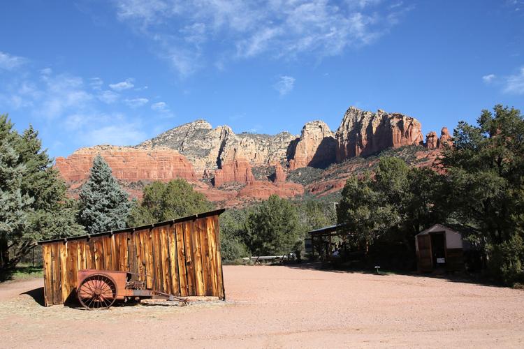 Sedona Heritage Museum and The Artists Consortium Host Art in the Apple ...