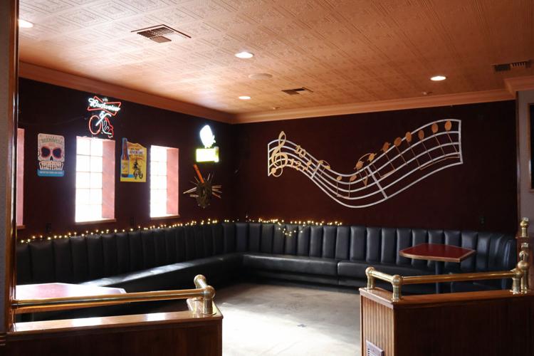 Iconic 10-12 Lounge goes up for sale | News | verdenews.com