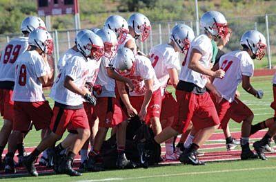 Mingus football kicks off 2015 season with first practice | Sports ...