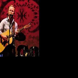 Brandon Decker performs at The Well Red Coyote | Music | verdenews.com