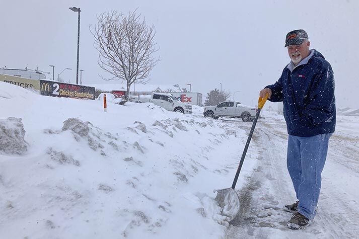 Storms dump heavy snowfall in northern Arizona after leaving California ...