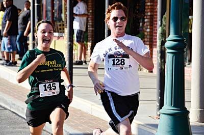 Great Arizona Grape Stomp 5K Stompin' Through Cottonwood | News ...