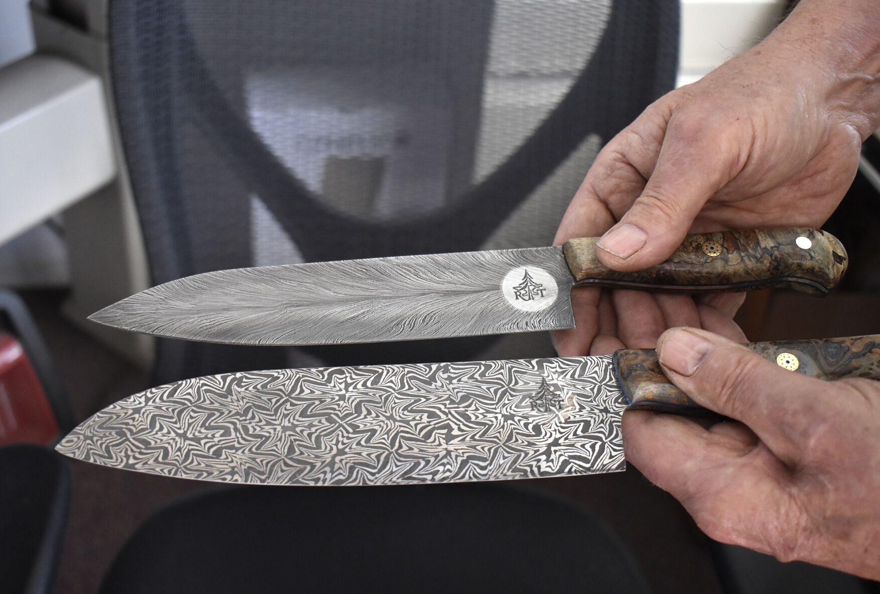 Putting Artistry into Knifemaking | Business | vernoniasvoice.com