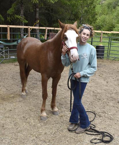 Izzy and the Mustang | Community News | vernoniasvoice.com