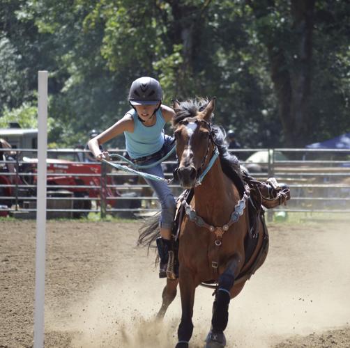 Izzy and the Mustang | Community News | vernoniasvoice.com
