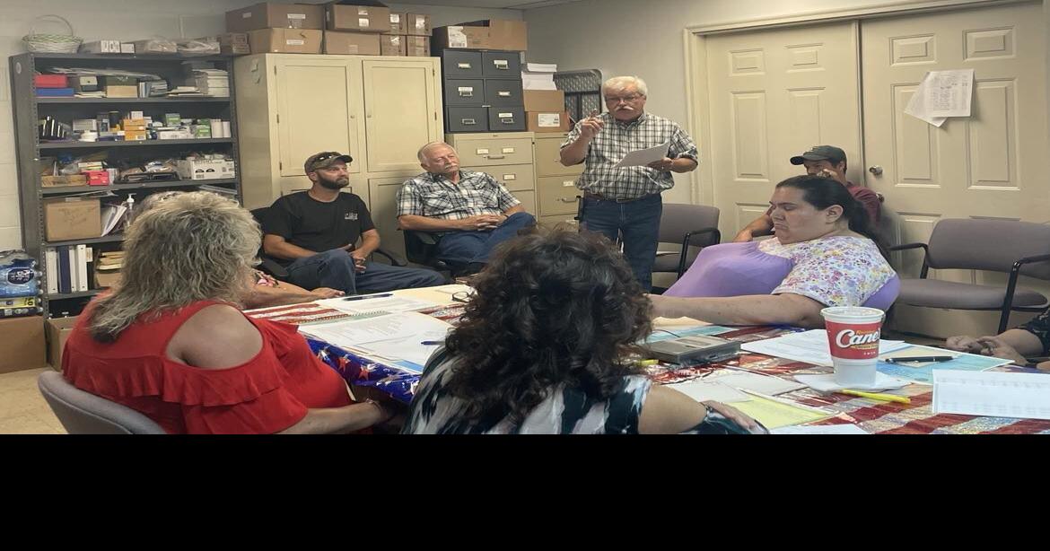 Voters make their voices heard against polling place change | News ...