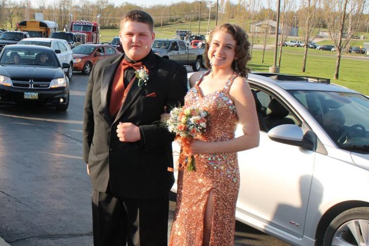 Vinton County High School Prom | News | vintonjacksoncourier.com