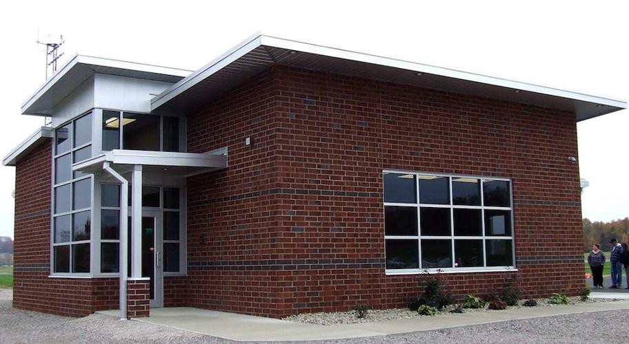 James A. Rhodes Airport officially opens with a ribbon cutting ...
