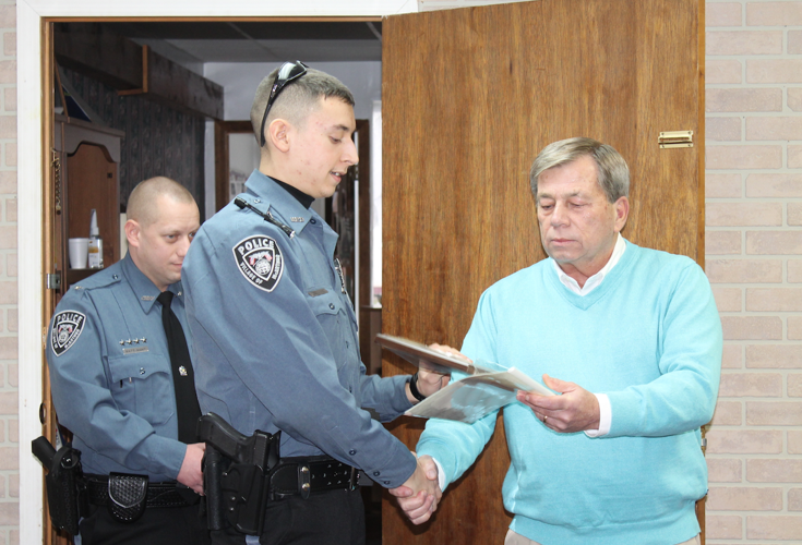 McArthur workers get pats on the back | News | vintonjacksoncourier.com