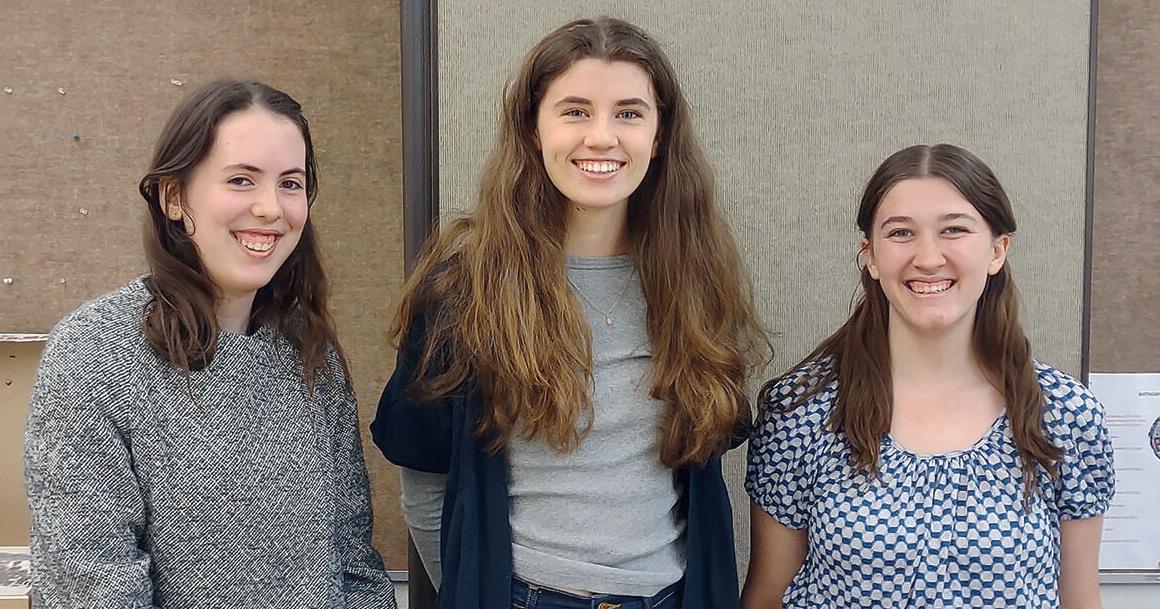 CVU students launch student-run newspaper | School News | vtcng.com
