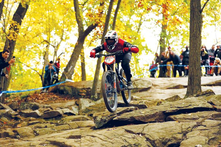 Local mountain biker ends races series in first | Sports | vtcng.com