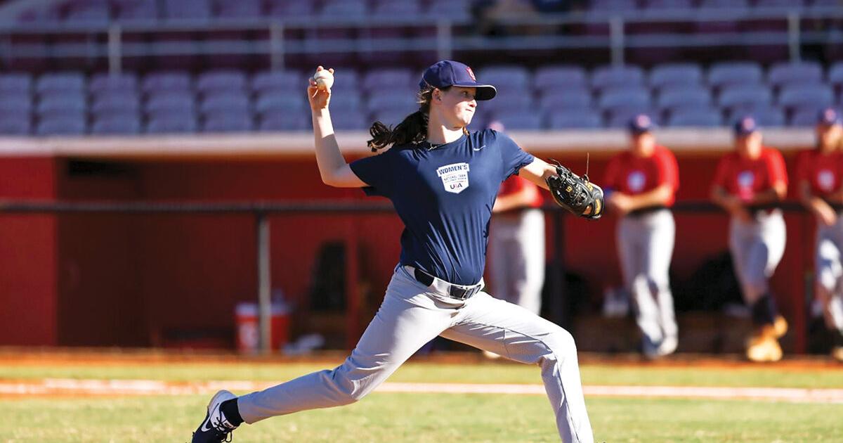 CVU baseball welcomes female pitcher | Sports | vtcng.com