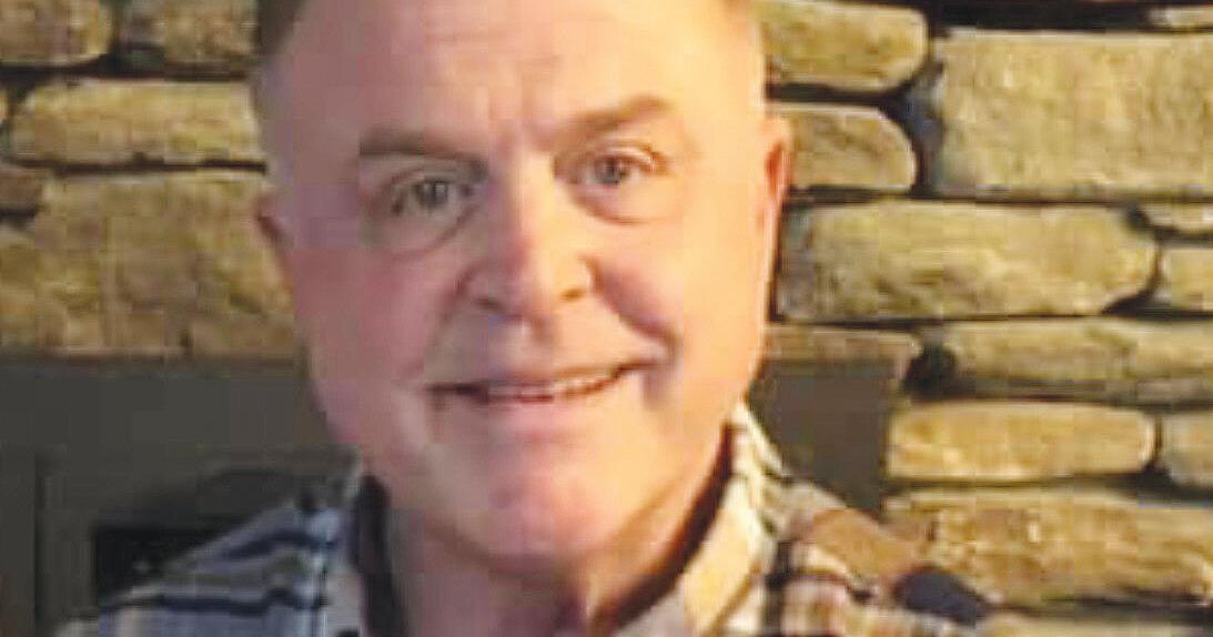 Michael Gleed Lowe | Obituaries | vtcng.com