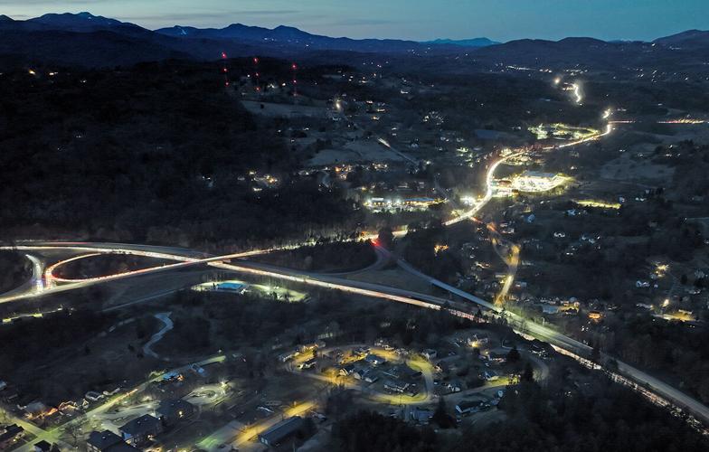 Awe, romance and traffic mark Stowe eclipse | Local News | vtcng.com