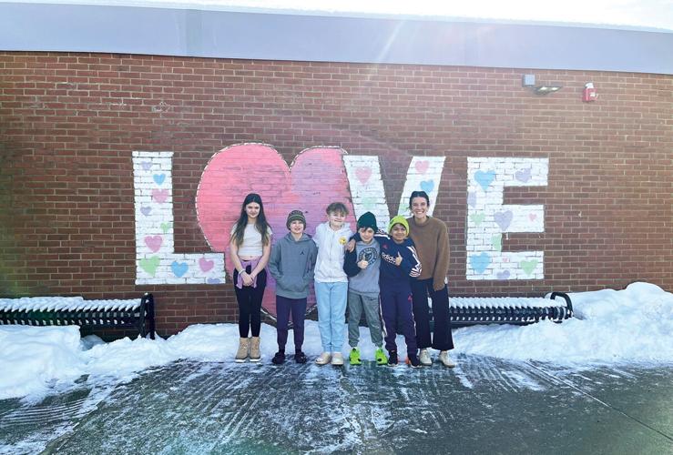 Elementary schoolers set heartful world record | Education | vtcng.com