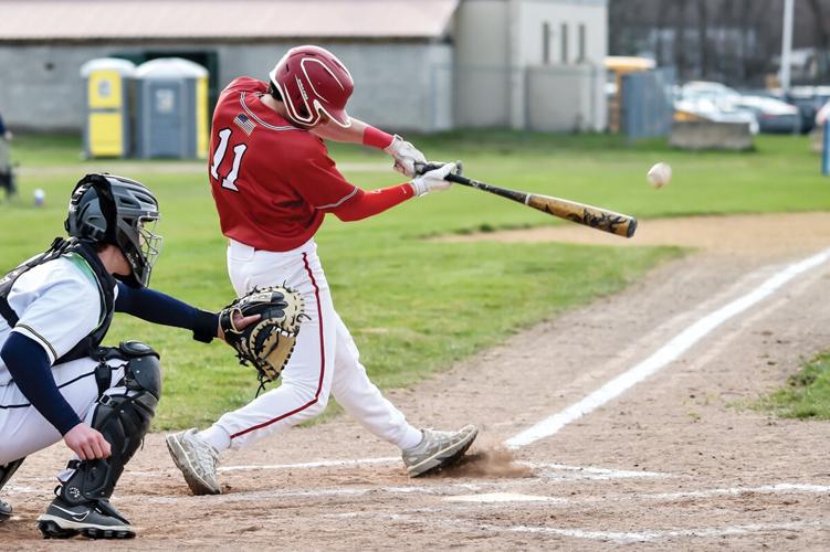 Boys hold off late comeback by Middlebury in lacrosse | Sports | vtcng.com